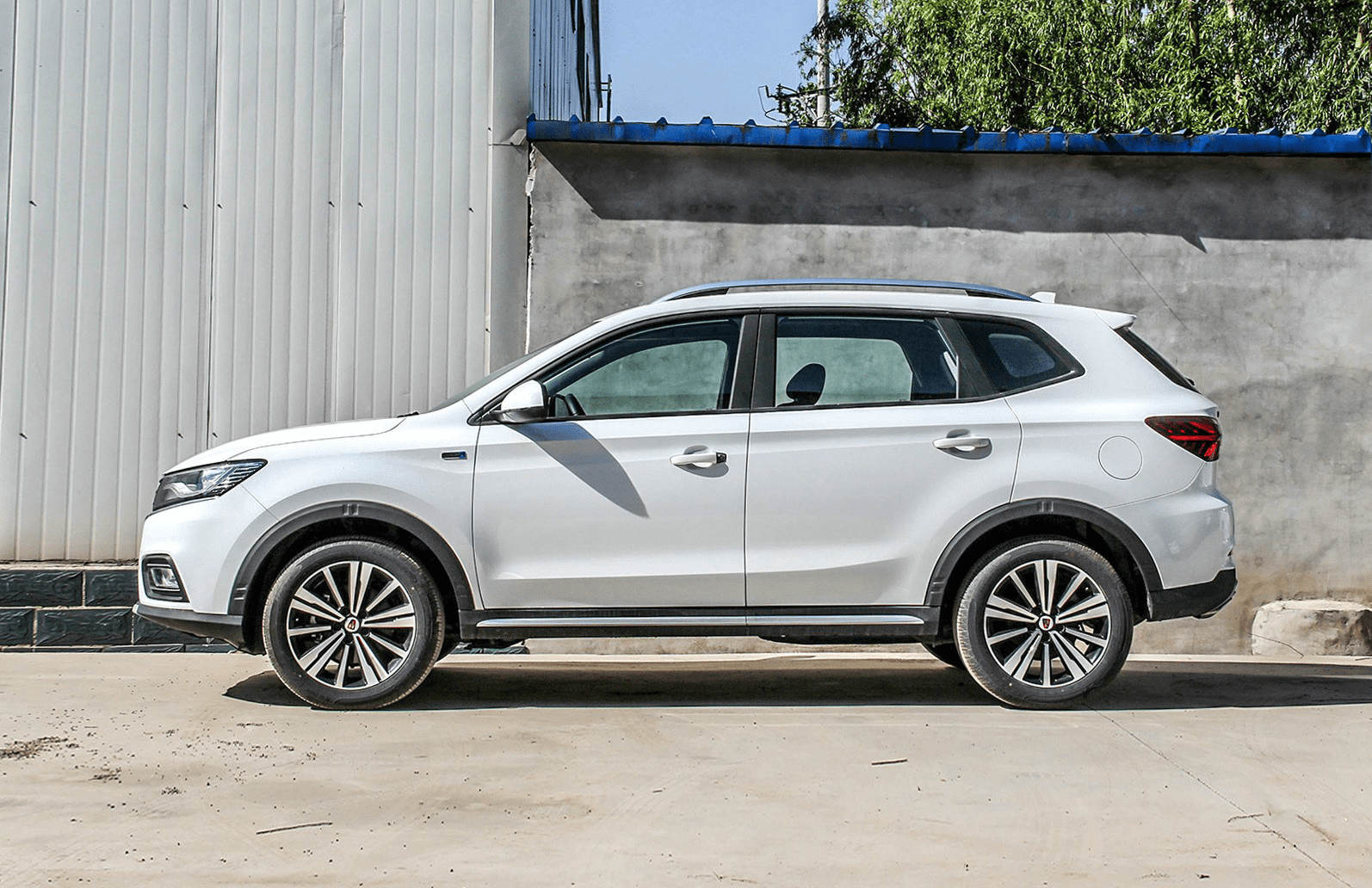 荣威RX5加推4G互联百万款，实际支付价9.18万元起_搜狐汽车_搜狐网