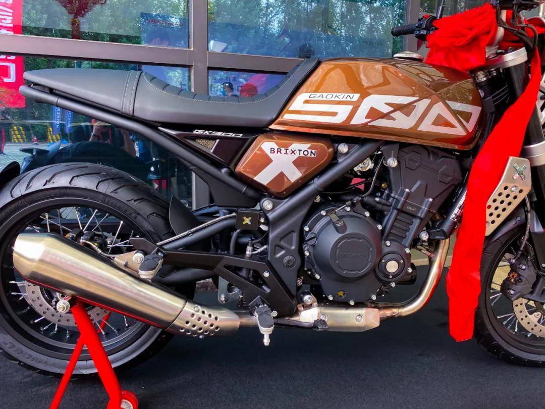 又一匹黑马上市 高金GK500 售价公布3.48万 品质对标进口大贸_搜狐汽车_搜狐网