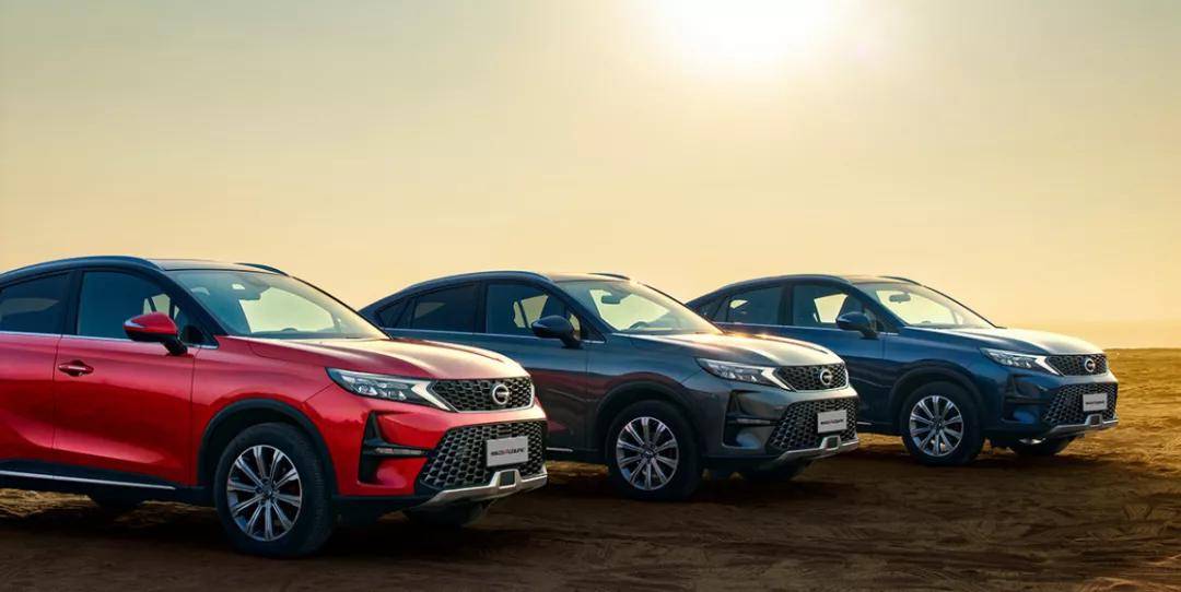 广汽传祺的首款轿跑SUV，GS4 COUPE该选科技版还是多花1万买尊享版_车型