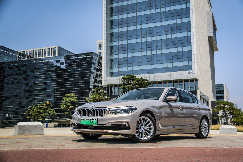 「试驾」拒绝平庸 BMW宝马530Le先锋版_搜狐汽车_搜狐网