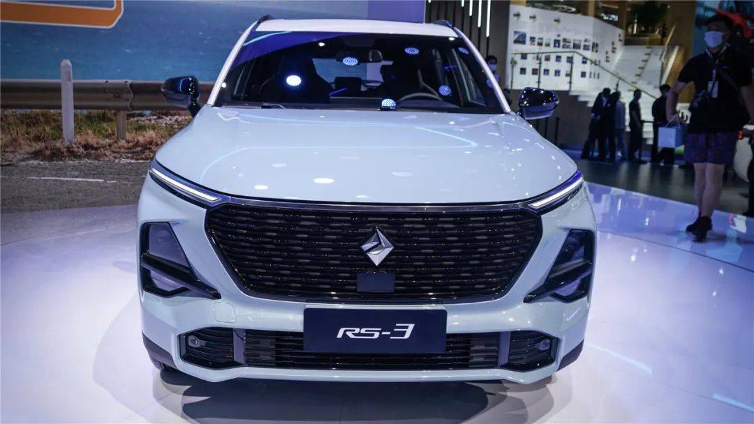 催小年轻愉快地付款 新宝骏RS-3 1.5T车型上市了_搜狐汽车_搜狐网