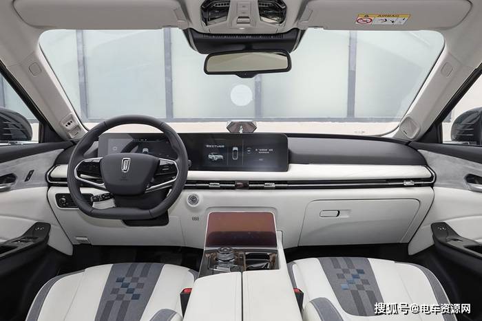 NEDC续航450km 奔腾E01将于8月12日开启预售_搜狐汽车_搜狐网