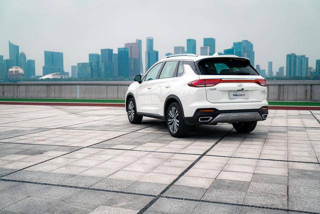 传祺GS5迎重磅购车大礼 此时不买更待何时？_搜狐汽车_搜狐网