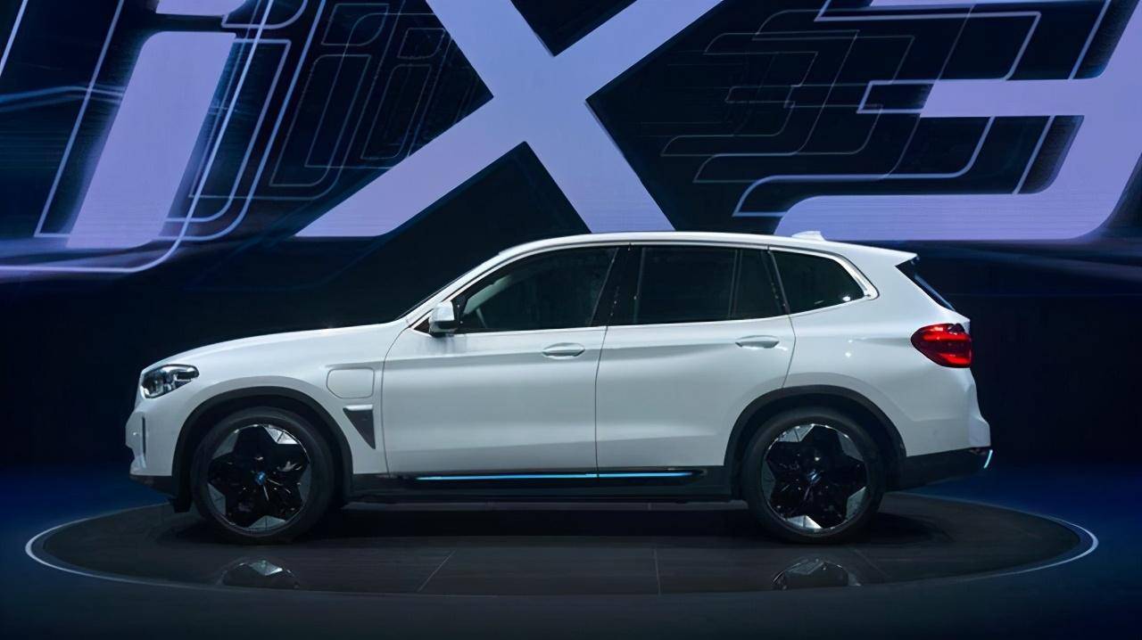 宝马首款国产纯电SUV宝马iX3将于广州车展上市_搜狐汽车_搜狐网