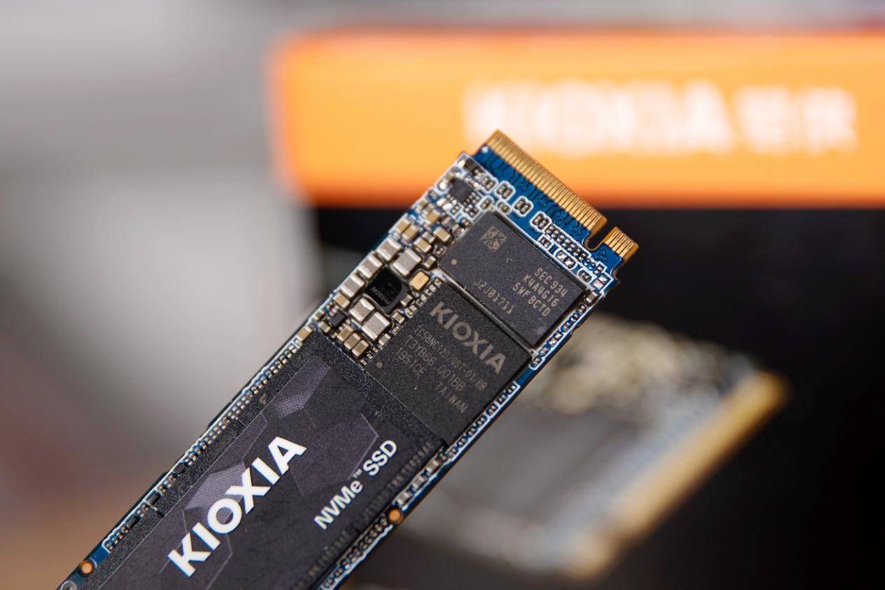 装机升级不用愁 双11超值SSD铠侠RC10_搜狐汽车_搜狐网