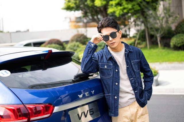 颜智双绝WEY VV5圈粉95后，自驾游最佳CP人间值得_搜狐汽车_搜狐网