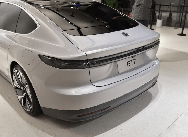 最高续航可达1000km、零百加速仅需3.9秒 蔚来首款轿车ET7上市_搜狐汽车_搜狐网