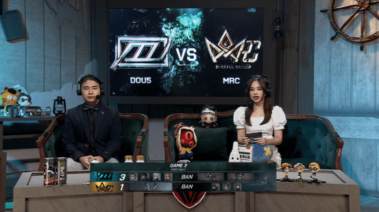 第五人格IVL职业联赛秋季赛DOU5 vs MRC 第三局 大魔王东玄再次4抓结束比赛_夫人