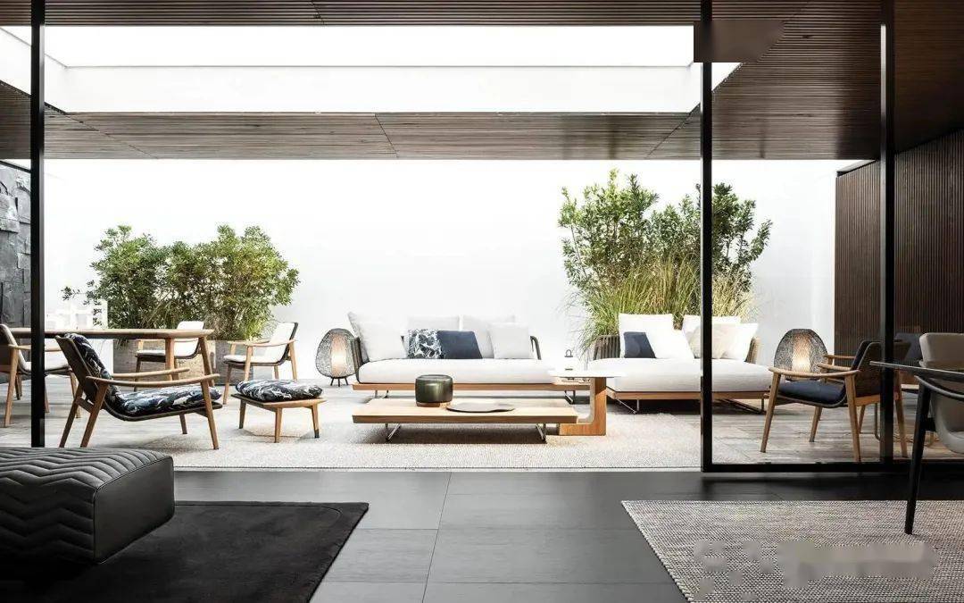 Minotti；Poliform全新展厅亮相：邂逅纯正意式家居之美-搜狐大视野-搜狐新闻