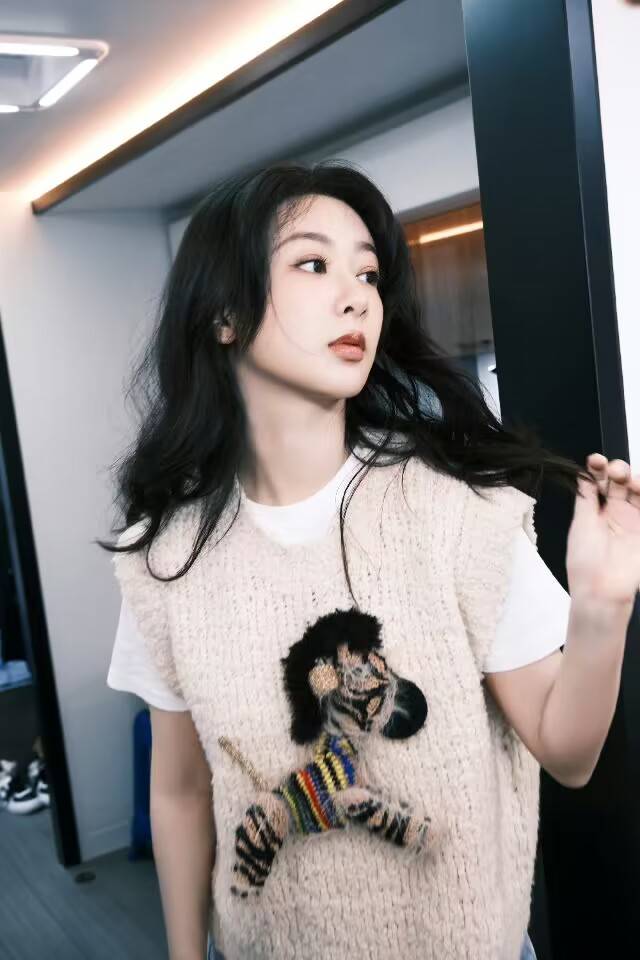 明星杨紫写真集：如花似玉、艳丽娇美-搜狐大视野-搜狐新闻