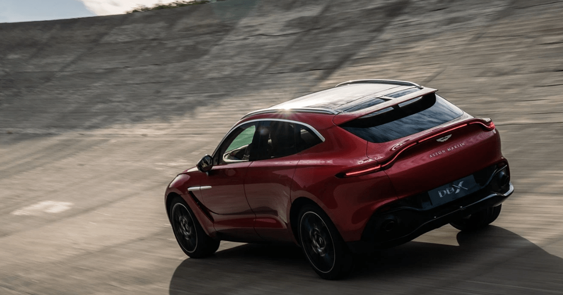 阿斯顿马丁DBX，虽然贵，运动依然是最明显的特点_搜狐汽车_搜狐网