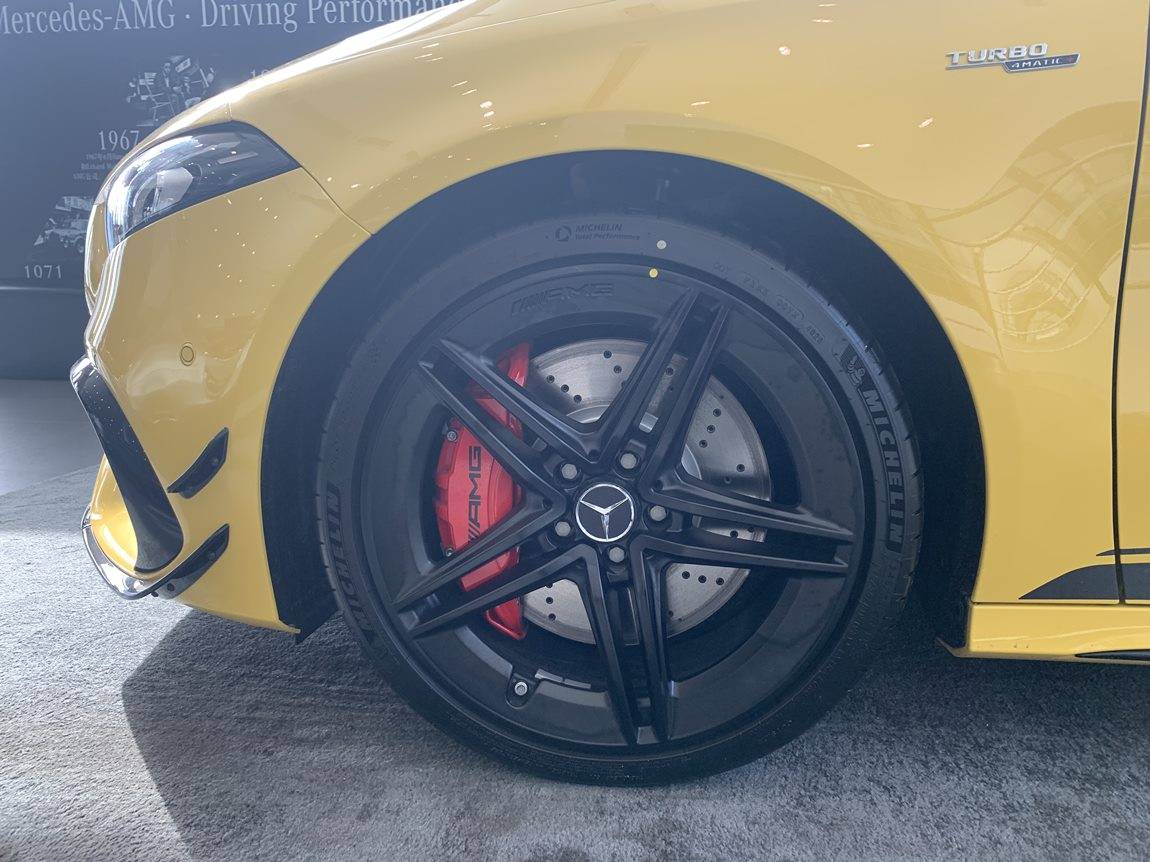 最新款 奔驰 AMG A45S 先行特别版-搜狐大视野-搜狐新闻