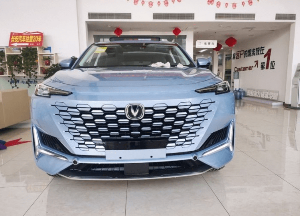 WEY VV6对比长安UNI-K！正面硬刚谁的赢面大？_搜狐汽车_搜狐网