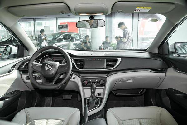 十万元家用车选哪款？这车1.5L+6at，油耗5.9L，真省油_搜狐汽车_搜狐网