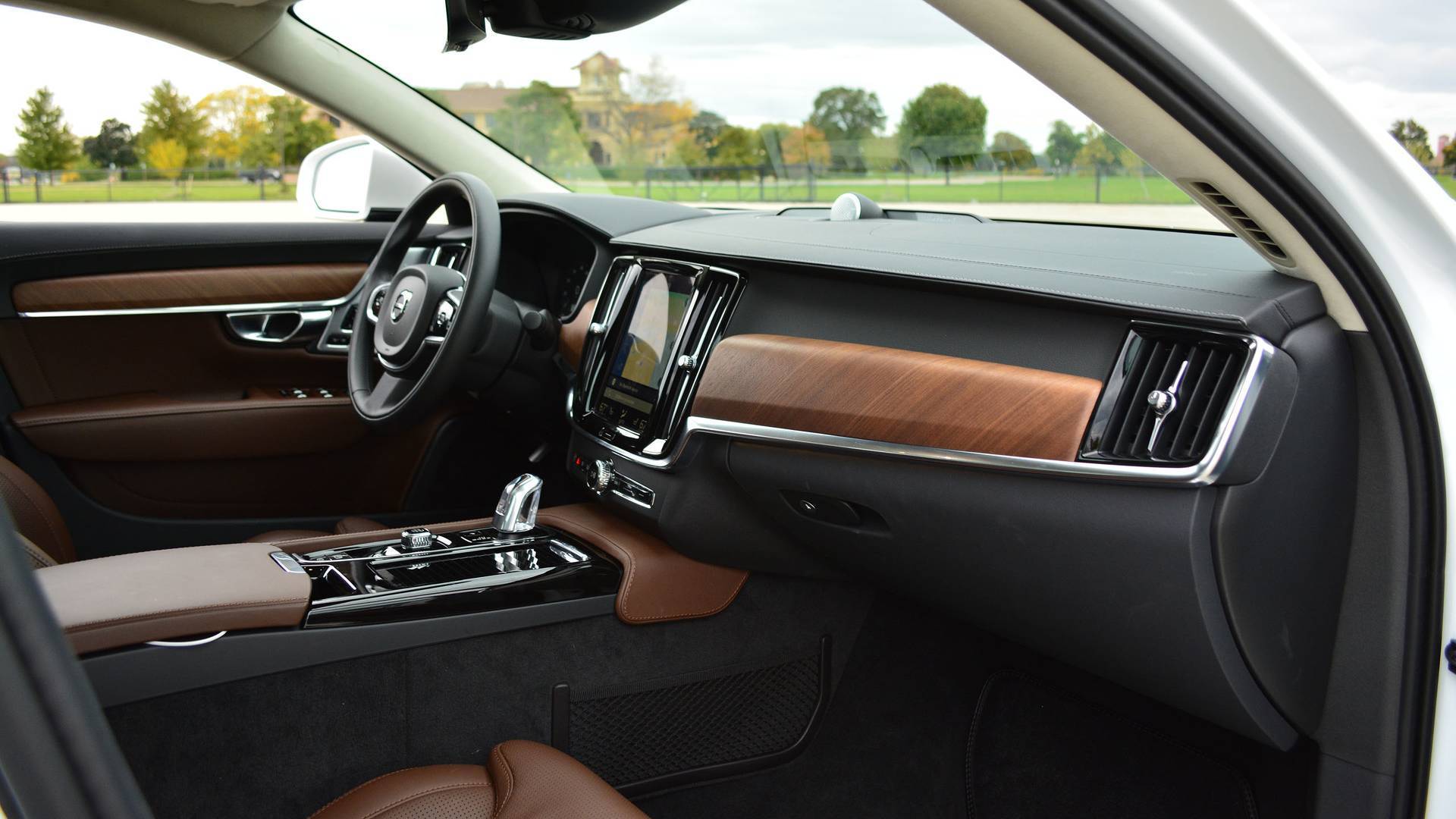 二线豪华C级车之争，凯迪拉克CT6与沃尔沃S90怎么选？_搜狐汽车_搜狐网