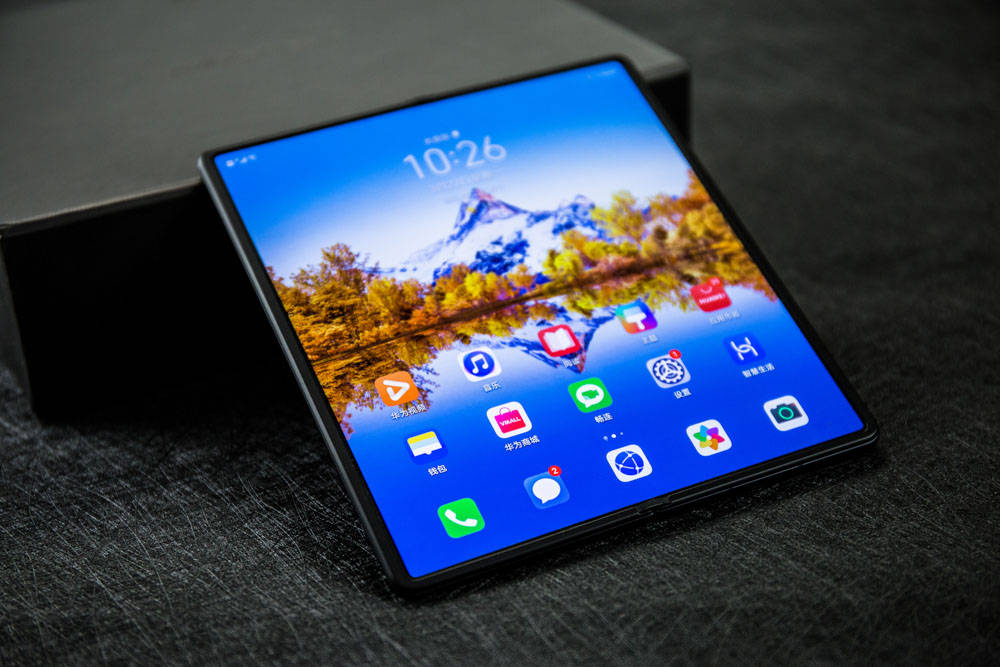 更完美的折叠，可当主力机 华为Mate X2图赏-搜狐大视野-搜狐新闻