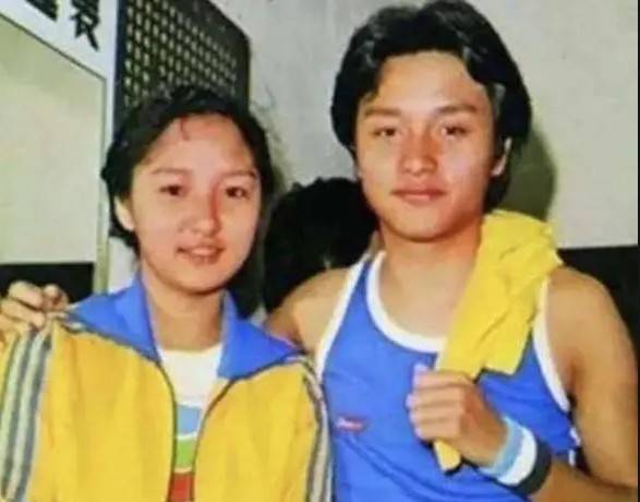 张国荣的5任女友：每个都倾国倾城爱得深沉，还都有一个相同特点_毛舜筠