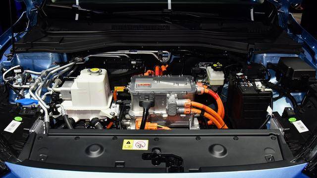 起步价相差1万，买思皓E50A还是秦PLUS EV？_搜狐汽车_搜狐网