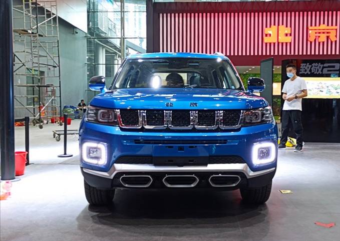 全新北汽BJ30实拍，预售10万，1.5T+6AT，感觉比哈弗H6帅气！_搜狐汽车_搜狐网