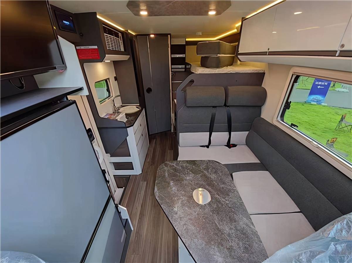 宇通C520福特T型房车，国六汽油排放2.67米无惧限高_搜狐汽车_搜狐网