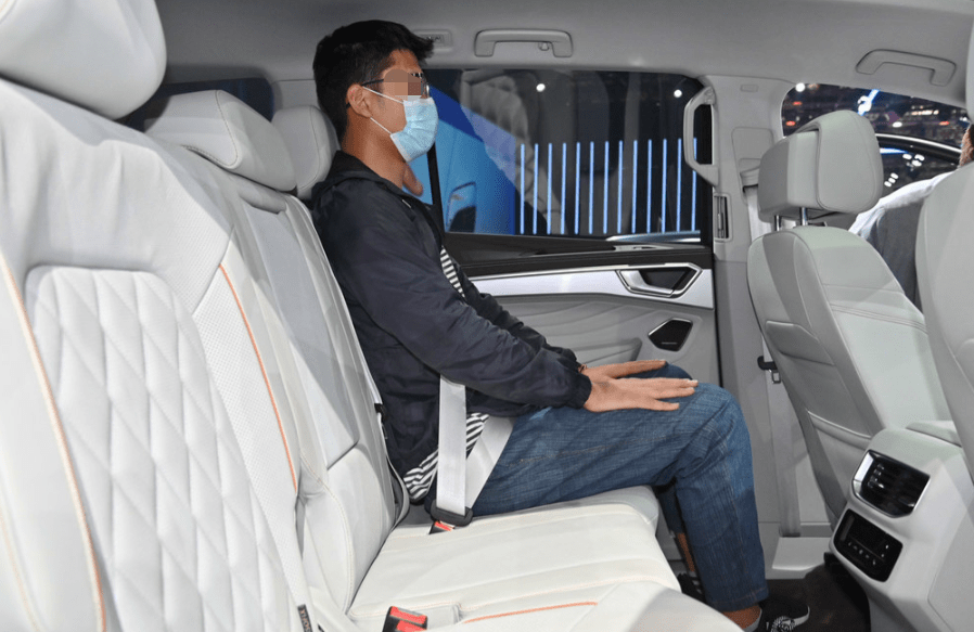 全新“大众王”来了！外观霸气酷似MPV，内饰媲美奔驰，不足30W起_搜狐汽车_搜狐网