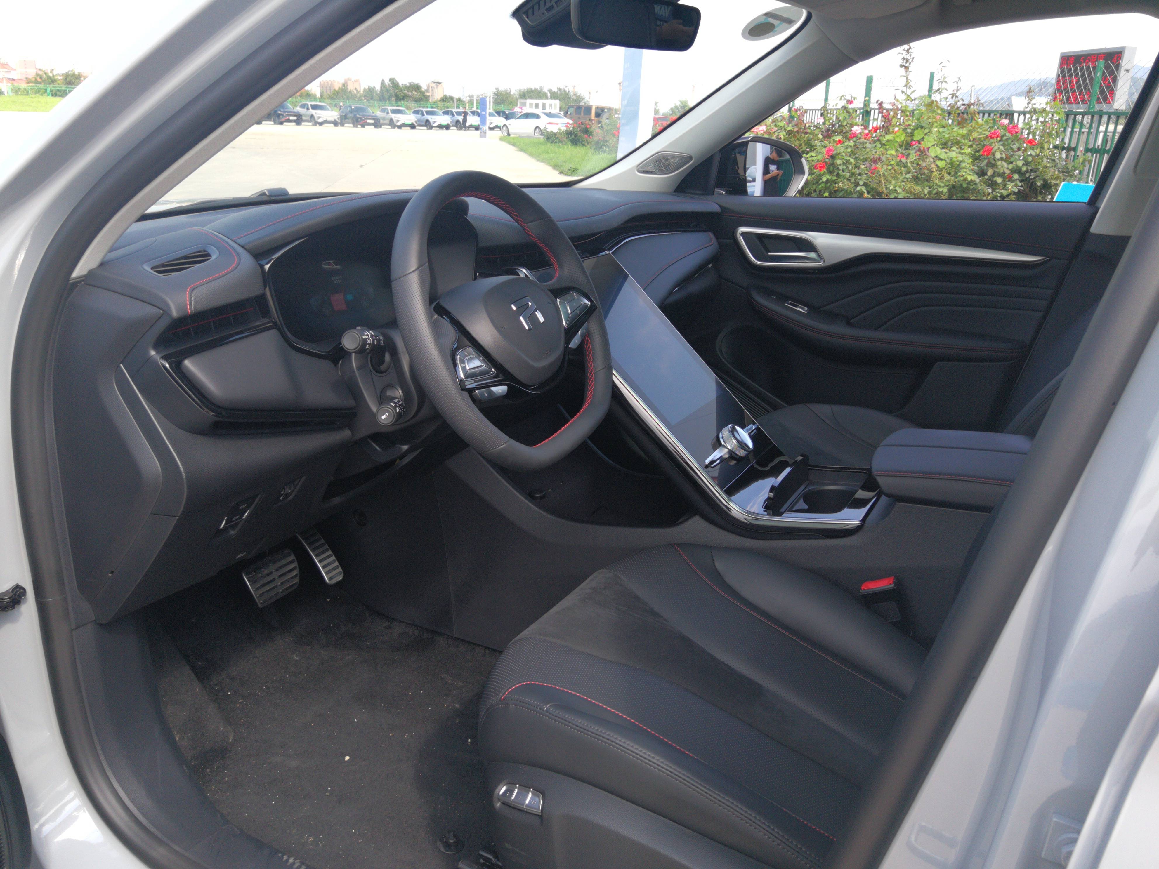 纯电SUV也能玩驾控？MARVEL R证明给你看_搜狐汽车_搜狐网