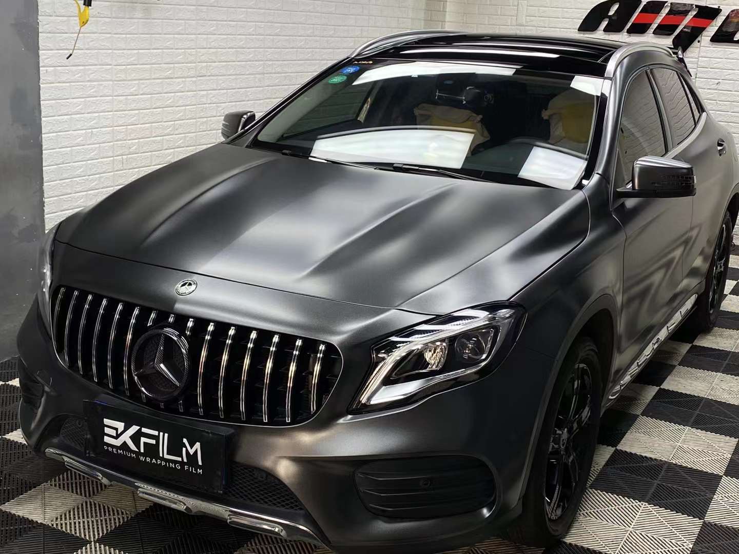 奔驰GLA汽车贴膜EKFILM-EK改色膜重金属深邃灰_搜狐汽车_搜狐网