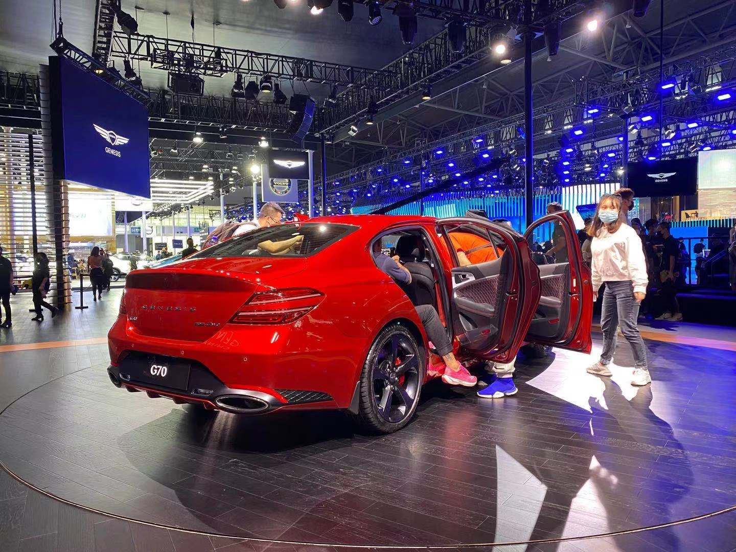 捷尼赛思G70首发亮相！韩系豪华运动担当，目标瞄准标轴三系_搜狐汽车_搜狐网