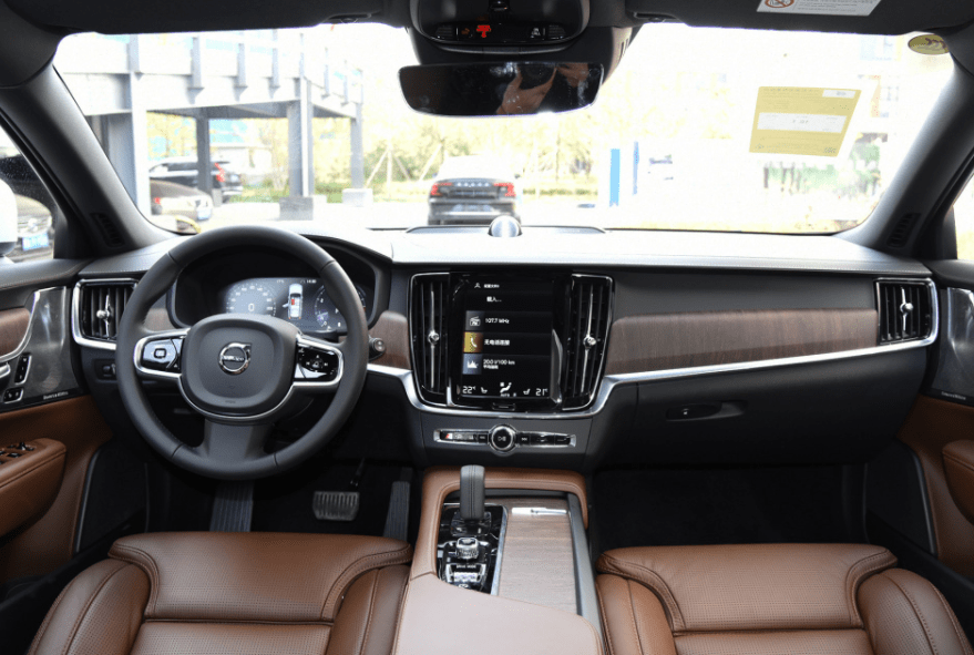 新款沃尔沃V90CC上市，起售44.79万元，车叔为何不推荐买？_搜狐汽车_搜狐网