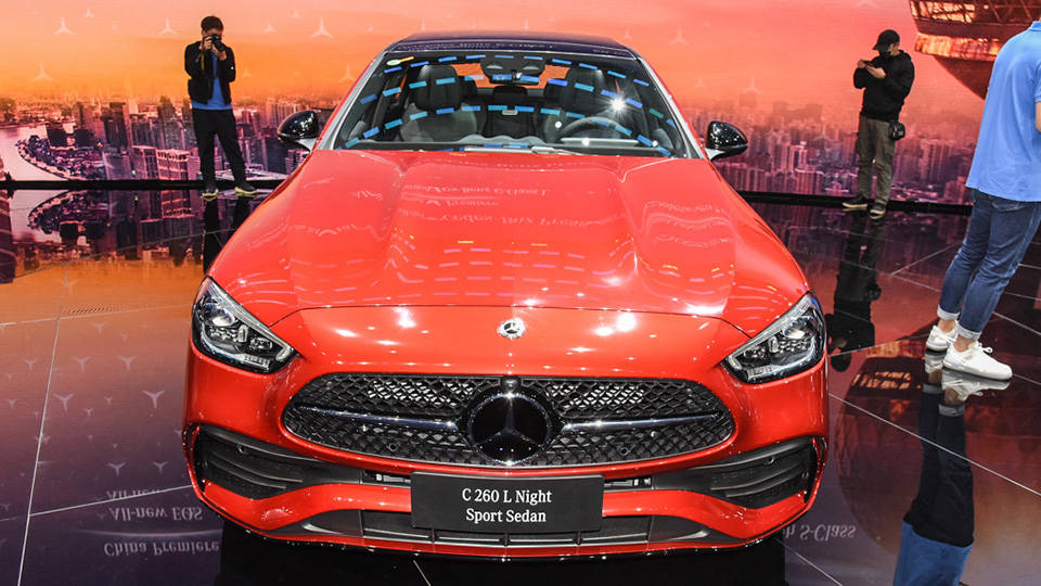 知道奔驰C级全系1.5T，奥迪A4L觉得它又行了？_搜狐汽车_搜狐网