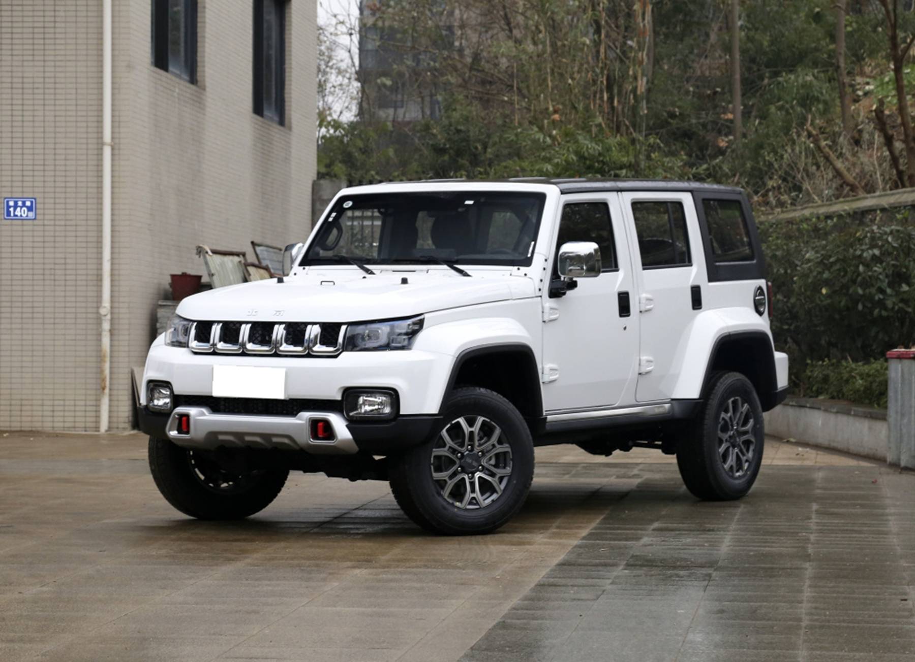 BJ40城市猎人版：都市玩家的首选，个性玩家的座驾_搜狐汽车_搜狐网