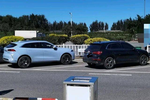 外观比Q5霸气，内饰比VV7科幻，WEY摩卡能否担起新旗舰之名？_搜狐汽车_搜狐网