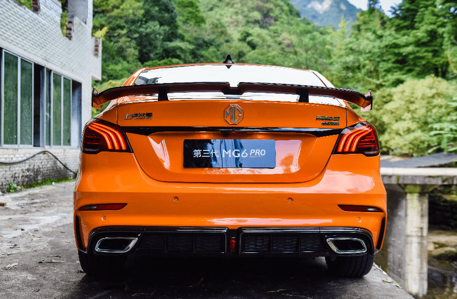 试驾MG6 PRO丨有颜有力，足以俘获年轻群体的心_搜狐汽车_搜狐网