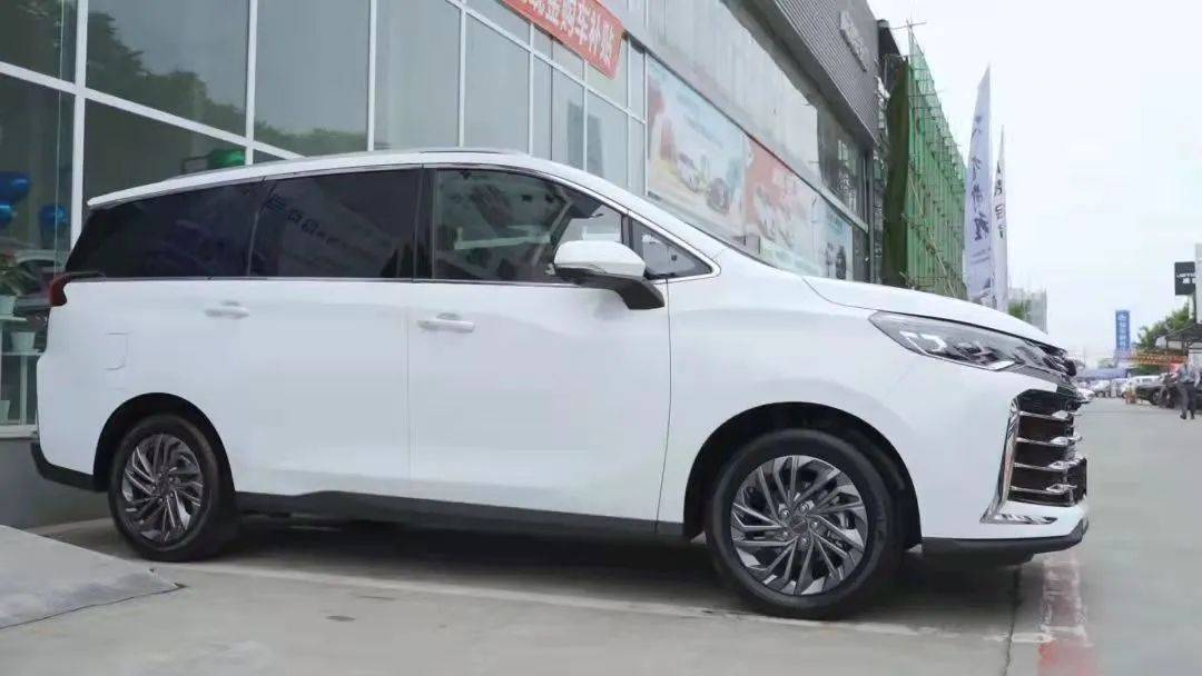 15万内大空间mpv选谁好?电动mpv有哪些? 搜狐汽车 搜狐网