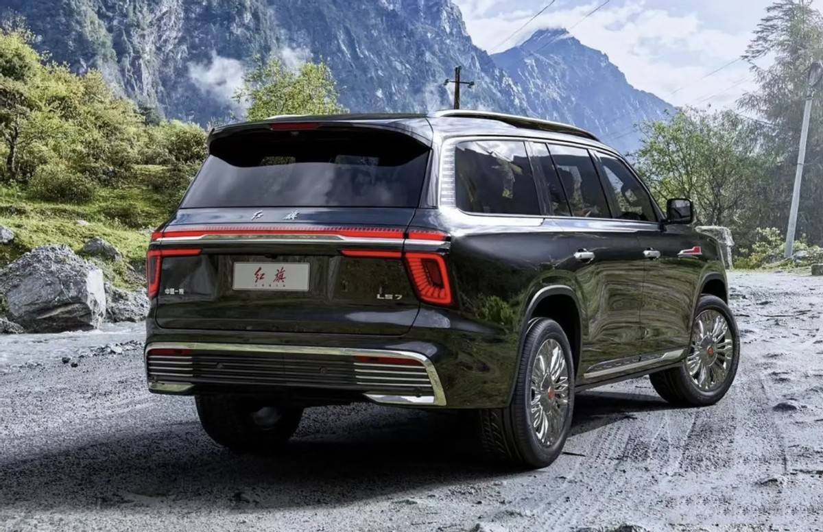 媲美全尺寸SUV 外加4.0T V8空气悬架 中国顶级SUV红旗LS7来了_搜狐汽车_搜狐网