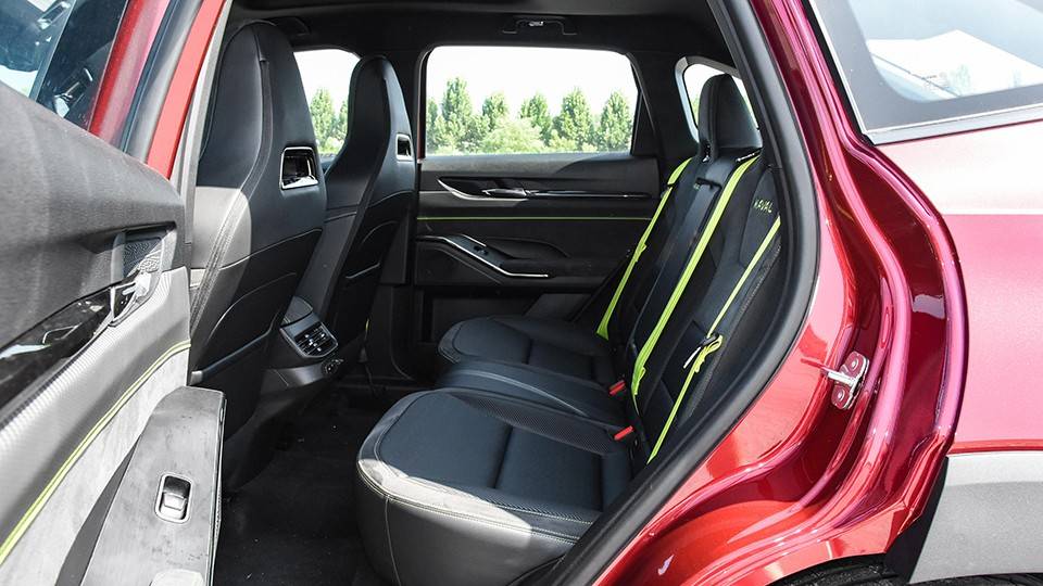 CR-V低配预算能买它顶配，哈弗H6S该不该买混动版？_搜狐汽车_搜狐网