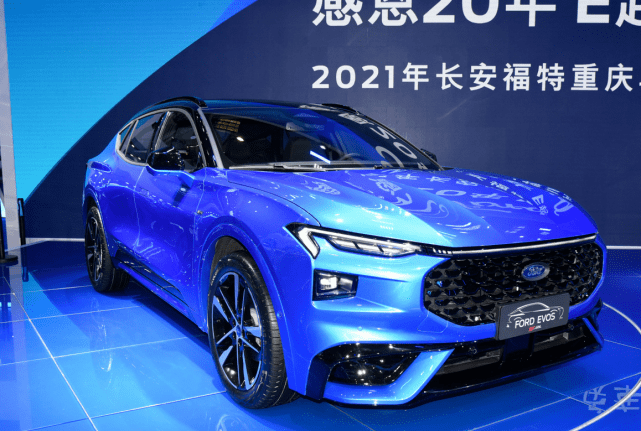 为年轻人打造，高功2.0T+8AT，27英寸“大彩电”，福特终于想通了_搜狐汽车_搜狐网