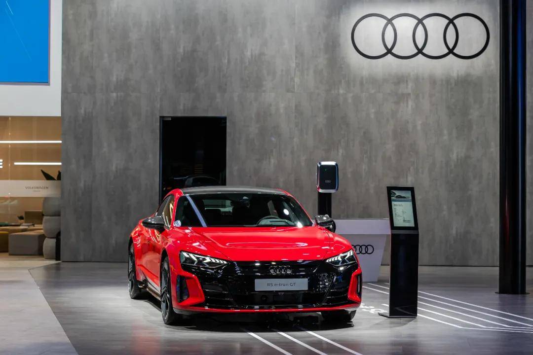 进博会 | 2026年奥迪全面转型纯电动，年内国产A7L搭载C-V2X和5G_搜狐汽车_搜狐网