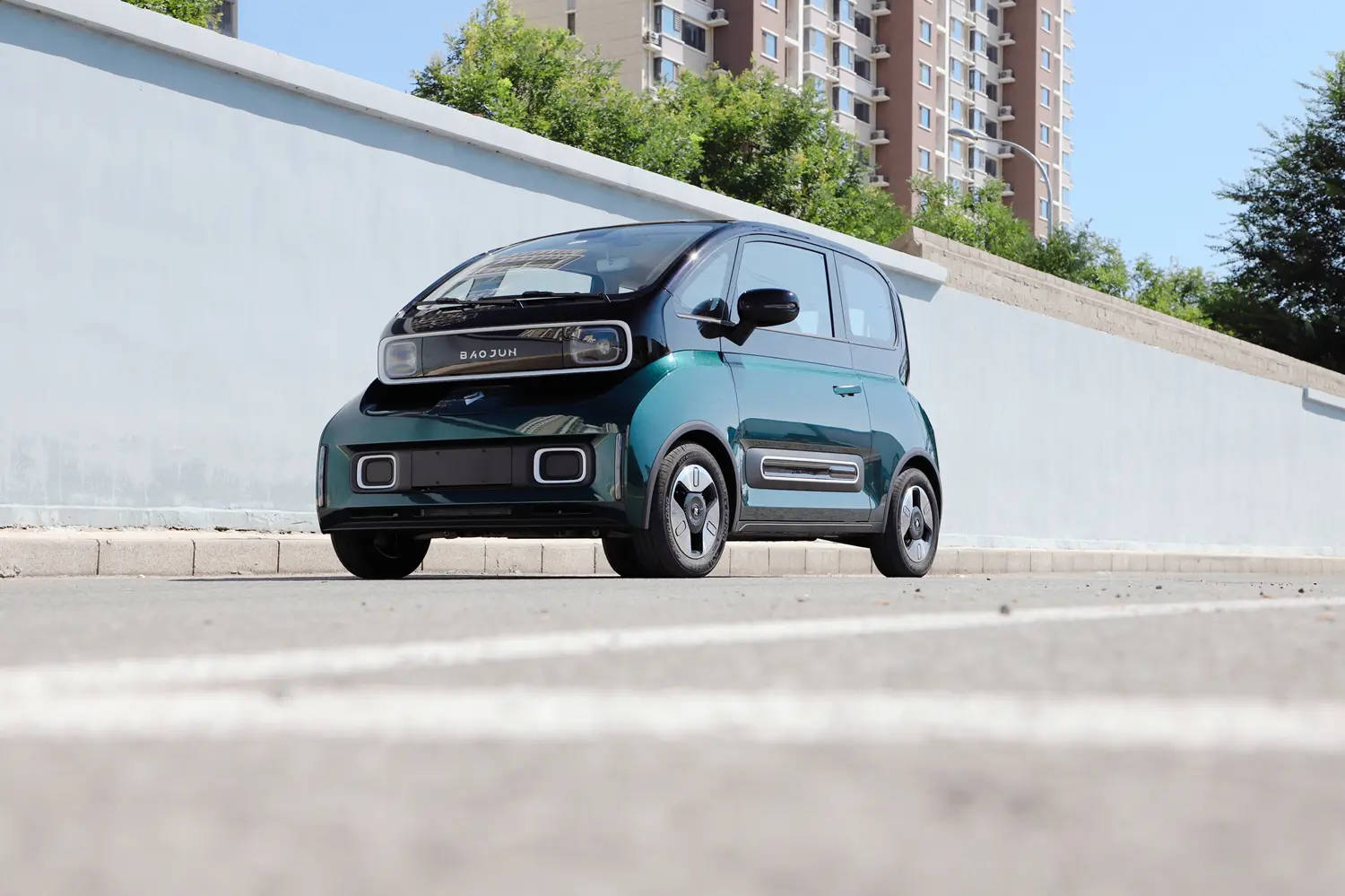 宝骏KiWi EV新增“时髦金”内饰，售价8.98万元，值得购买吗？_搜狐汽车_搜狐网