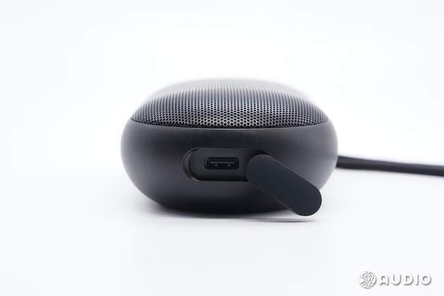 realme Pocket蓝牙音箱拆解报告，采用炬芯ATS2819蓝牙音频SoC_特写_电池_Buds