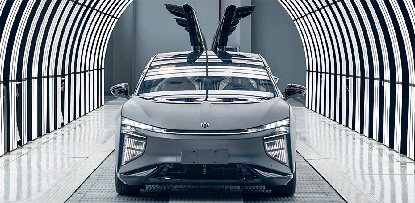 在C-NCAP拿下五星评价后，高合HiPhi X再获年度车大奖_搜狐汽车_搜狐网