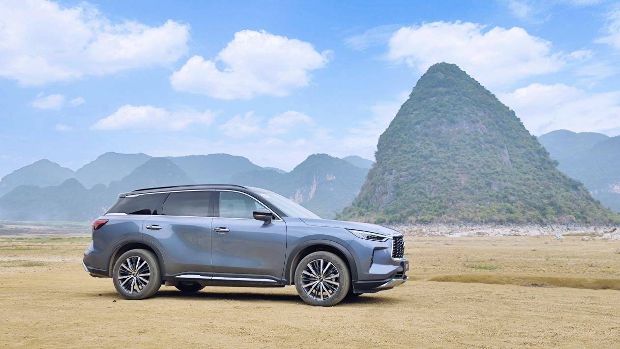 试驾官丨动力充沛，质感出色，全新一代QX60这价格真不贵_搜狐汽车_搜狐网