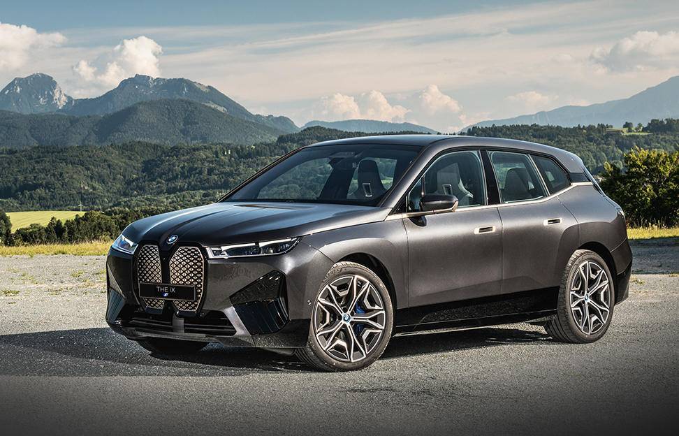 宝马电动旗舰再添新成员，BMW iX起售价74.69万元_搜狐汽车_搜狐网