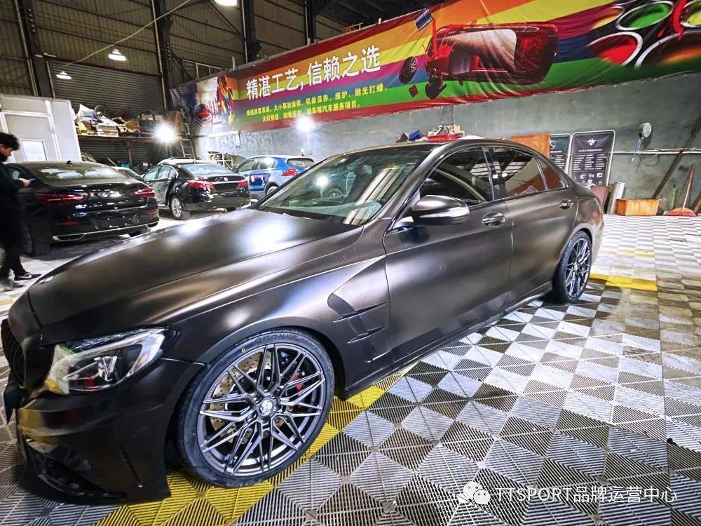 TTSPORT改装案例 | 奔驰W205升级前轮六活塞后轮加大碟刹车套装_搜狐汽车_搜狐网