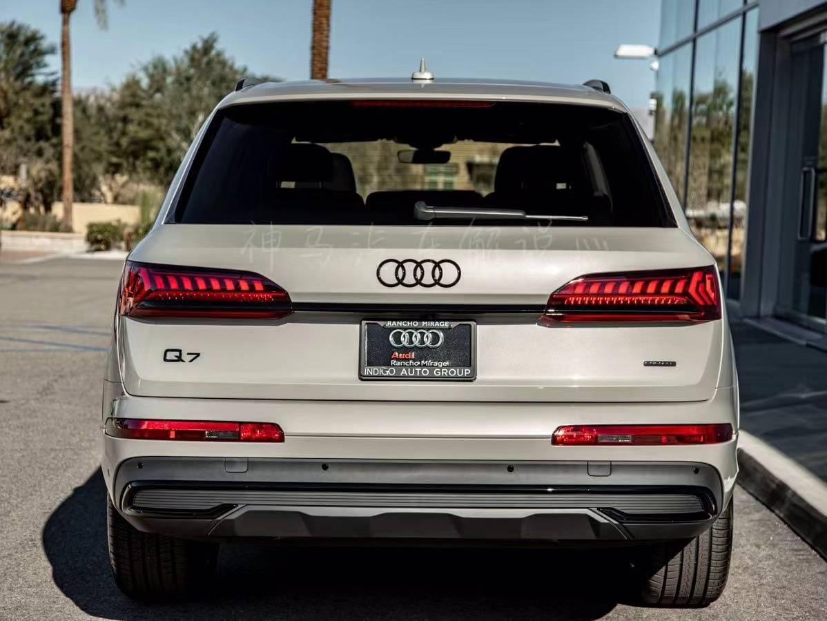 新款奥迪Q7进店！MLB平台+运动风外观，竞争宝马X5，豪华感更浓郁_搜狐汽车_搜狐网