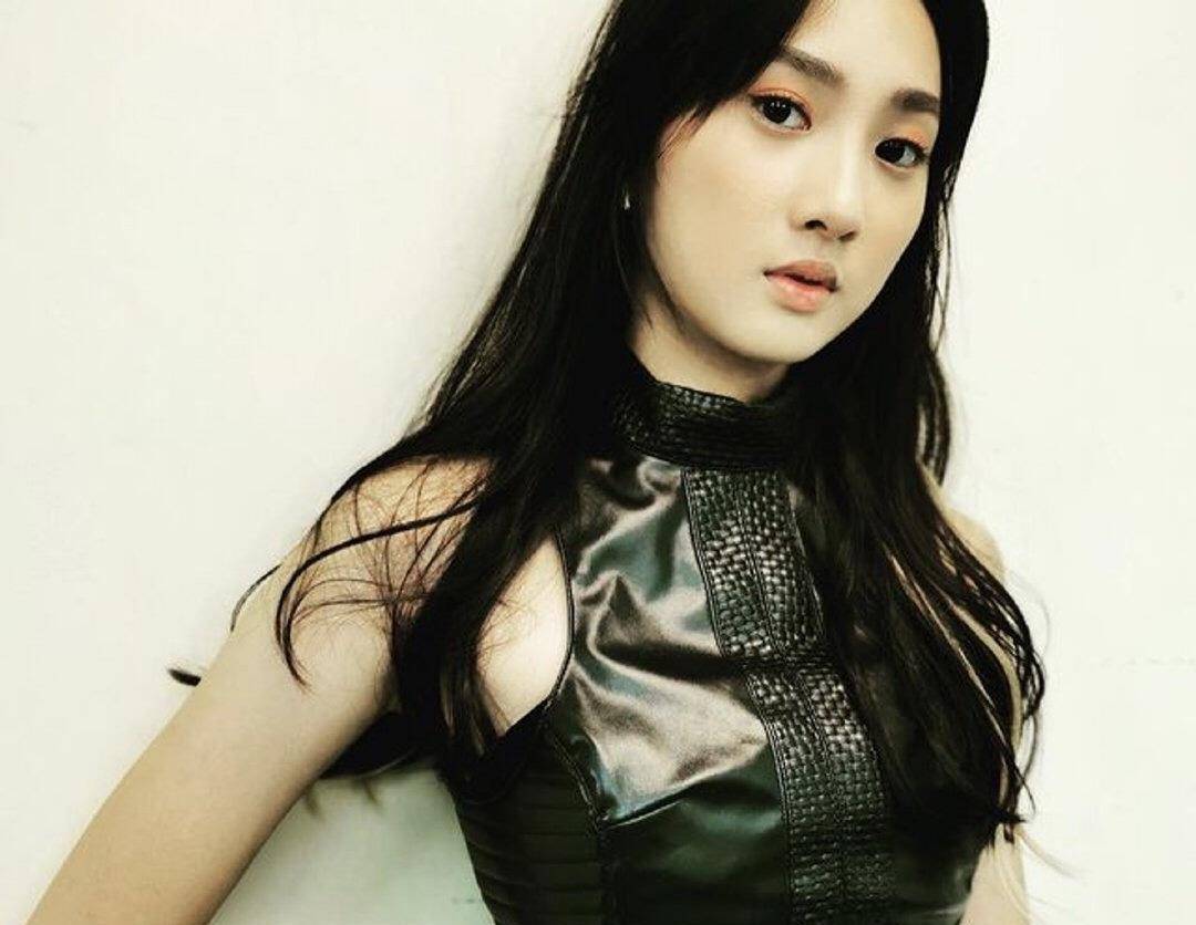 TVB超人气新星炎明熹被封“火星女孩”，形象鲜明火速上位做女一_Janae_青春_发型