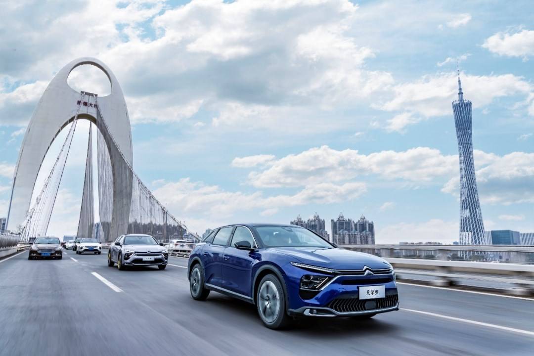 凡尔赛C5X特别版发布 14.37W起 虎年换装虎标装饰_搜狐汽车_搜狐网