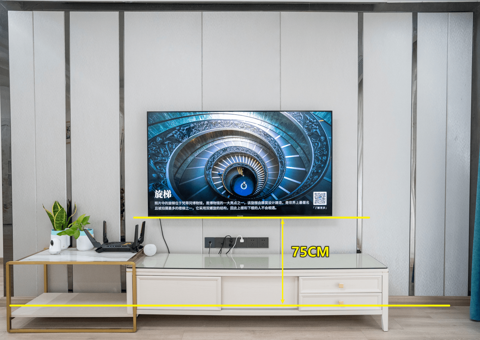 性价比超高的分区背光电视：雷鸟65S545C开箱体验，NAS影视必备！_投影仪_尺寸_个人