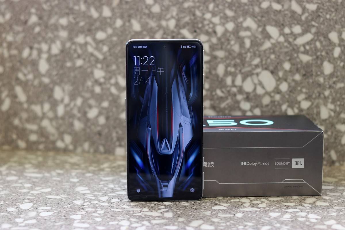 最真实的红米K50电竞版体验报告：3299买Redmi值得吗？_手机_游戏_屏幕