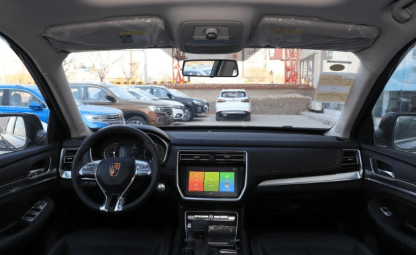 16.88万起售的荣威RX8 整体质感看齐更高级别_搜狐汽车_搜狐网